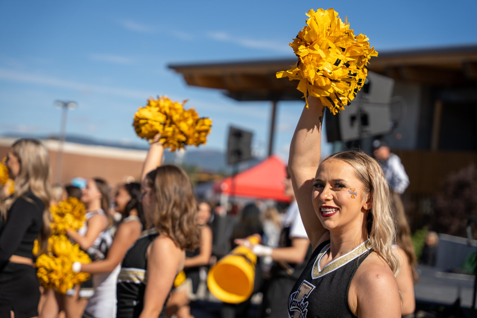UI to host 2025 homecoming with “Holla Back” theme – The Argonaut